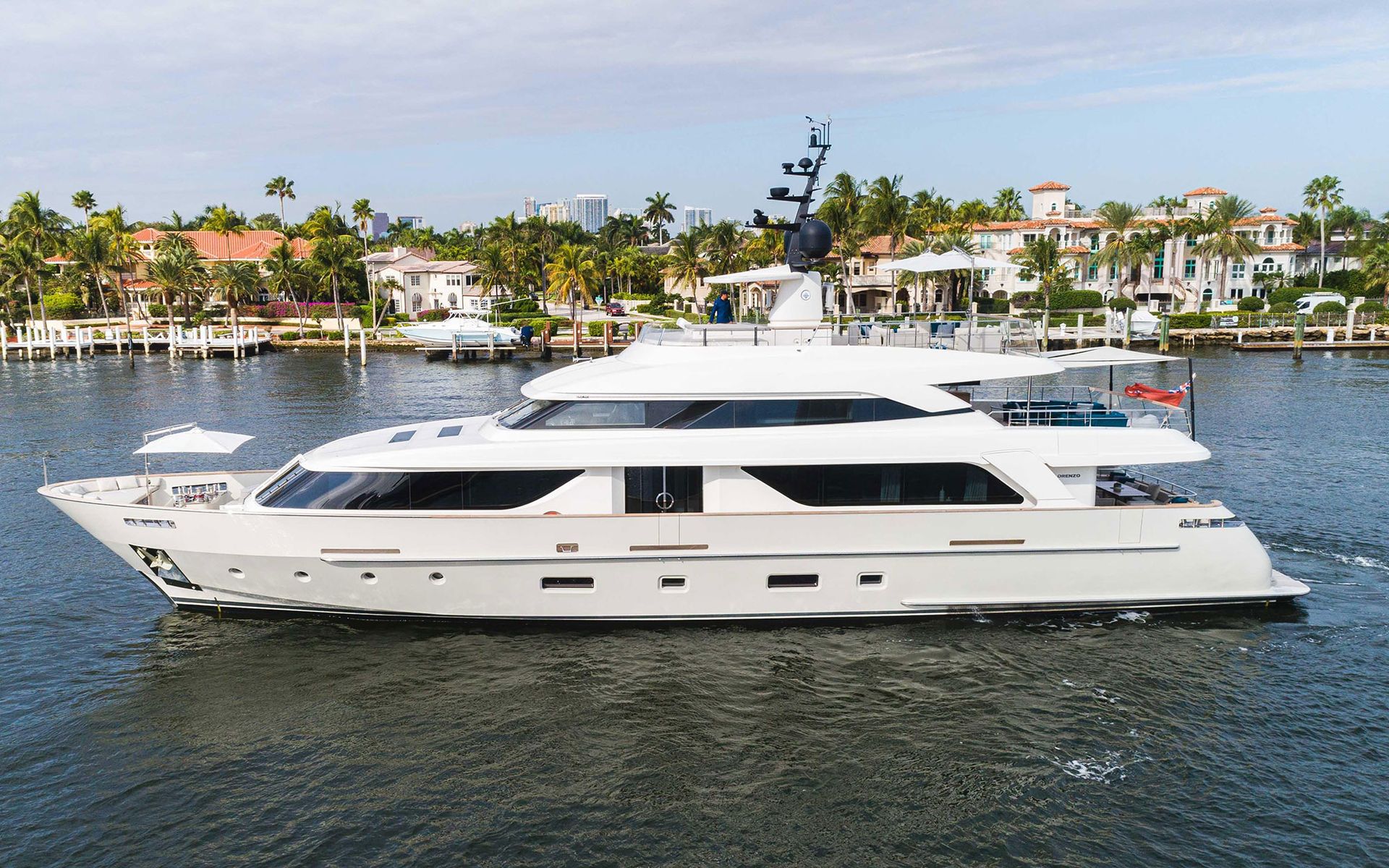 HALCYON yacht for charter (Sanlorenzo, 34.14m, 2018)